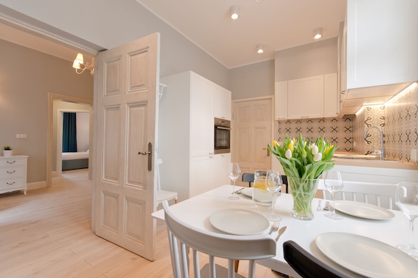 Apartamento | Cozinha privada | Um frigorífico, um micro-ondas, um forno, uma placa de cozinha