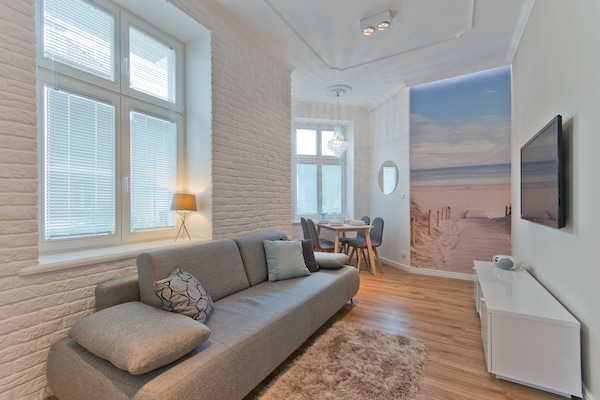 Apartamento | Sala de estar | TV de tela plana