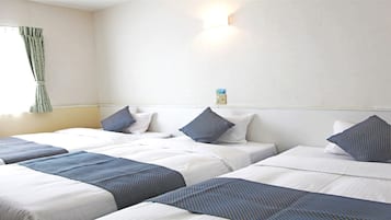 Cortinas blackout, Wi-Fi de cortesia, roupa de cama