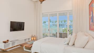 Vila com design assinado | Área de estar | TV de tela plana