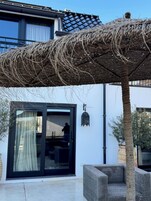 Suite-Estúdio Comfort, 1 cama queen-size | Terraço/pátio interior