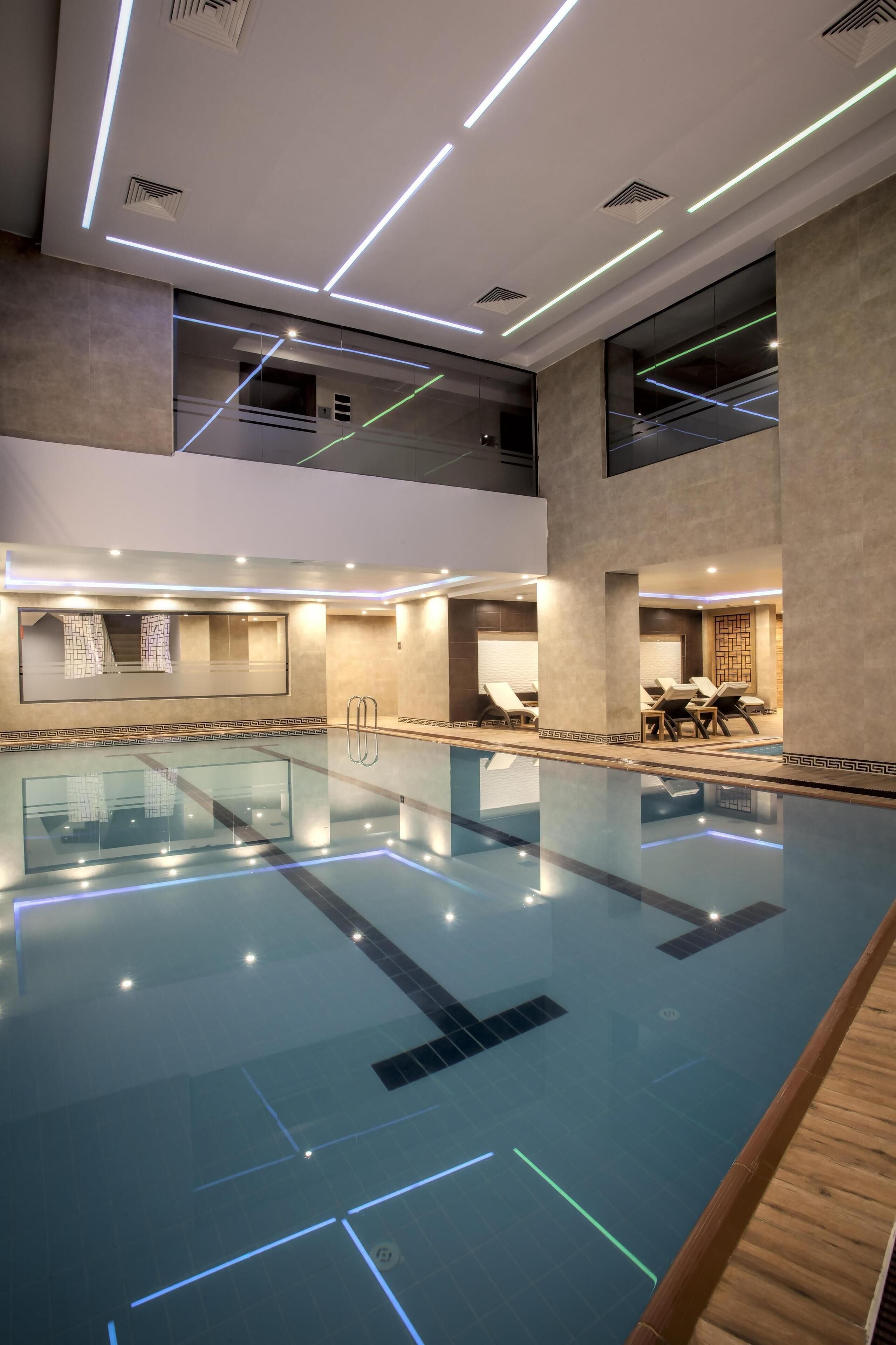 Piscina interior 