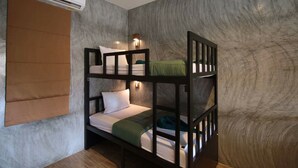 Mixed Dormitory with Shared Bathroom
