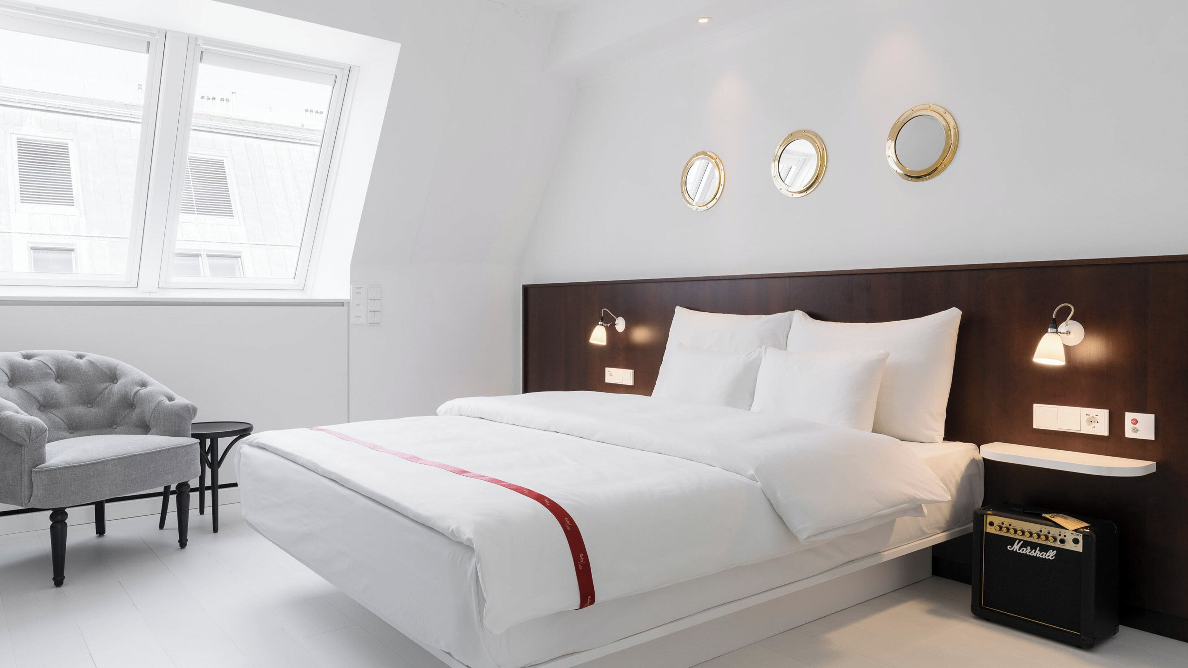 Quarto, acessível (Cosy) | Roupa de alta qualidade, cofre no quarto, secretária 