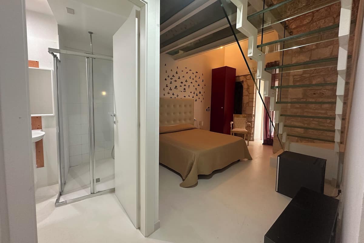 Loft Familiar, Vista para a cidade | 1 quarto, roupa de alta qualidade, cofre no quarto, secretária