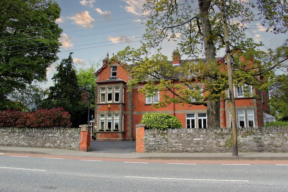 Innisfree House - Meath