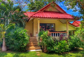 Classic 2 Bedroom Villa | Vista para o jardim