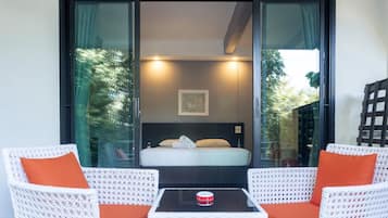 Quarto Duplo Superior, terraço | Minibar, cofre no quarto, secretária, Wi-fi grátis