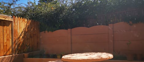 Quarto Lua de Mel | Vista para o jardim