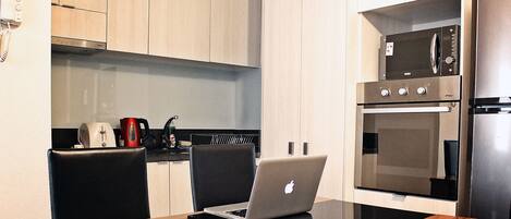 Standard Apartment, 3 Bedroom, 2 Rooms City View: departamento 1007 | 1 quarto, ferros/tábuas de passar roupa, Wi-Fi de cortesia