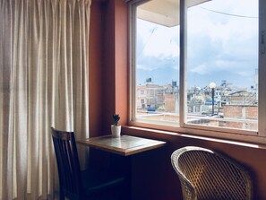 Quarto Deluxe | Secretária, secretária adequada para computadores portáteis 