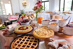 Buffet de pequeno-almoço