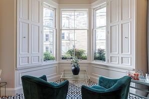 Quarto casal ou duplo premier, suíte, vista para a cidade | Wi-Fi de cortesia