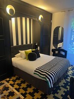 Individualmente decorados, individualmente mobiliados, escrivaninha