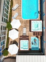 Piscina interna, 2 piscinas externas