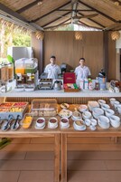 Pequeno-almoço tipo buffet diário incluído