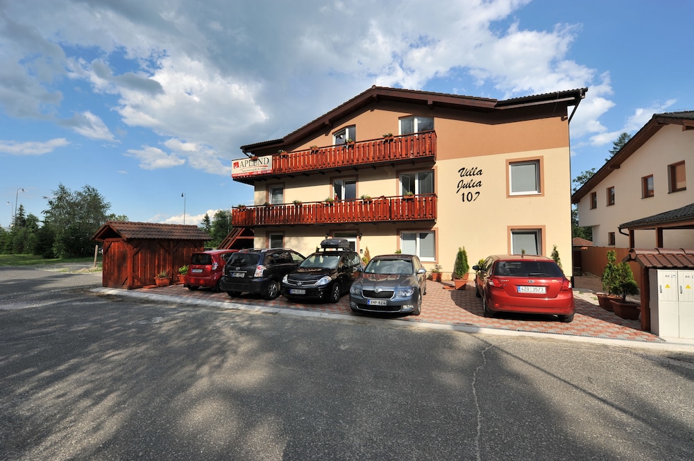 Aplend Bed & Breakfast Júlia - Slovakia