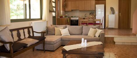 Casa, 3 quartos (Olive) | Sala de estar | TV plasma