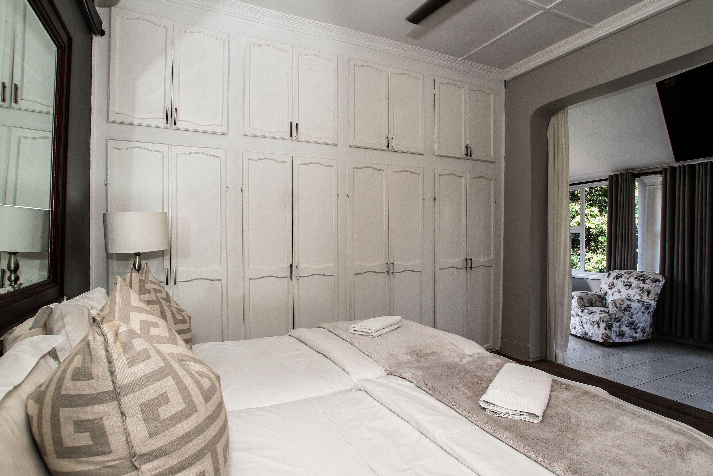 Quarto Comfort, 1 quarto | Com decoração personalizada, com mobília individualizada 