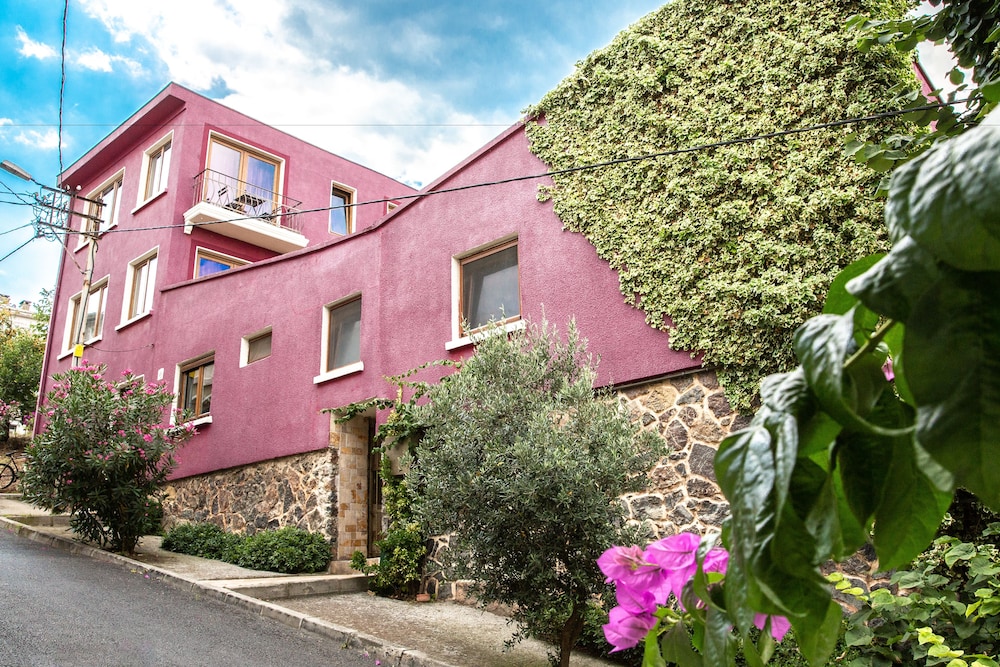 L'isola Guesthouse - Adults Only - Kartal