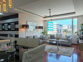 HOME with Balcony + 3 Beds - 6th FLOOR | Vista do quarto