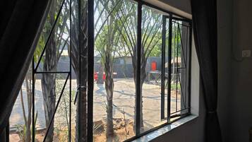 Quarto Duplo de Luxo | Vista para o jardim