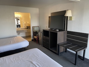 Quarto Duplo, 1 cama de casal | Secretária, Wi-fi grátis, roupa de cama fornecida