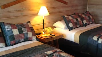 Quarto, 2 camas de casal (Room 2, Winter Sports Theme) | Wi-fi grátis, roupa de cama fornecida
