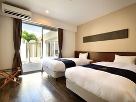 Vila real, para não fumantes (Poolside BBQ) | 1 quarto, edredons de pluma, ferros/tábuas de passar roupa