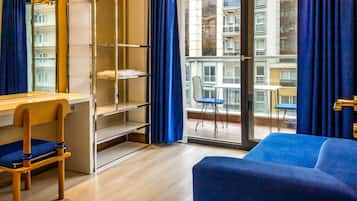 Suite, varanda | Sala de estar | Televisor LCD