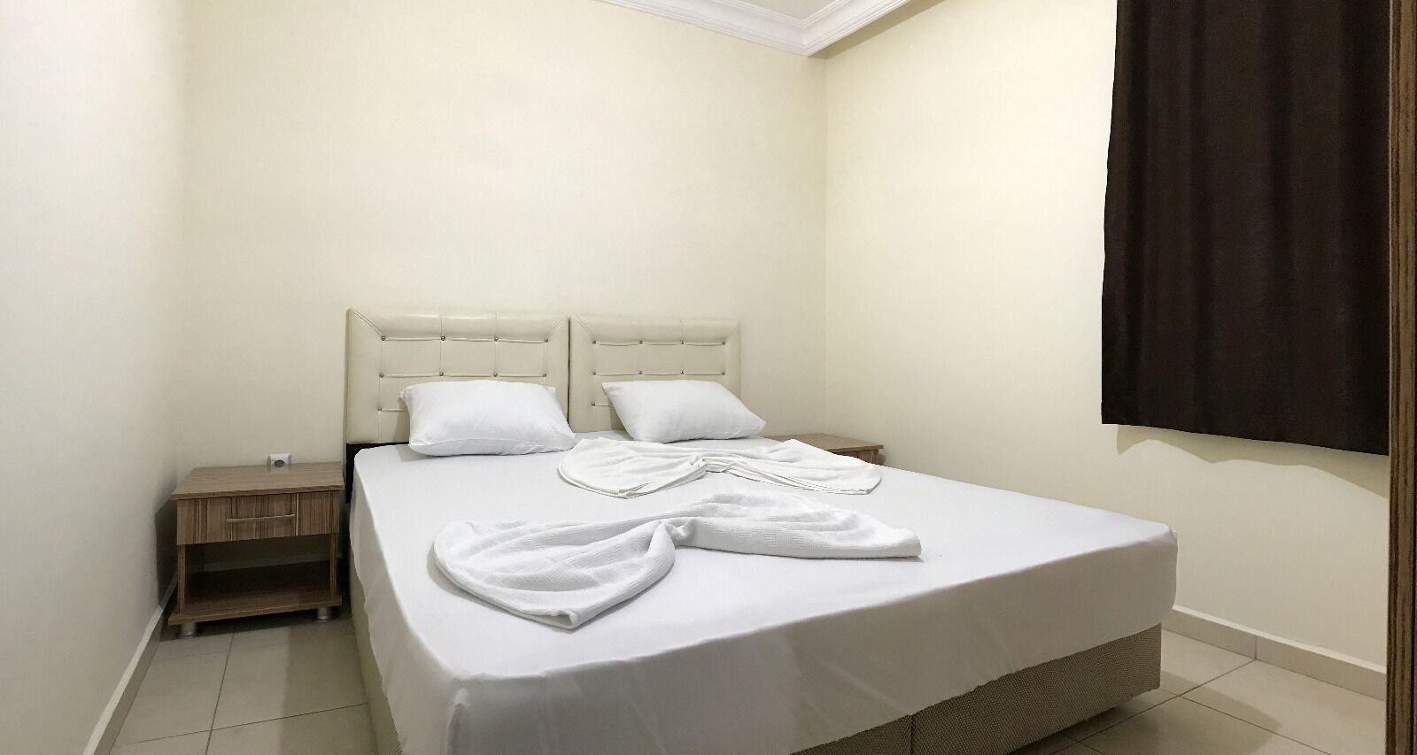 Quarto casal ou duplo standard | Escrivaninha, camas extras/dobráveis (sobretaxa), Wi-Fi (sobretaxa)