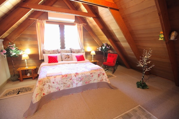 Silverpoint Estate - Pokolbin