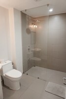 Quarto Júnior | Casa de banho | Artigos de higiene pessoal grátis 