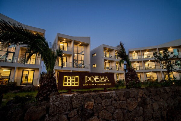 Poema Stay - Jeju