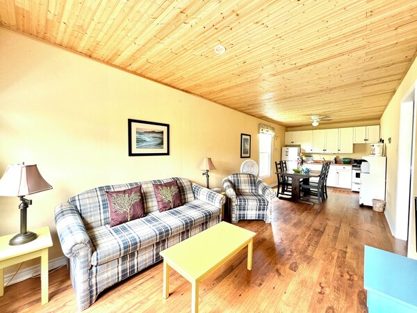 ジェイク & ジョーズ コテージズ - プリンスエドワードアイランド州