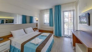 Quarto standard | Frigobar, cofres nos quartos, escrivaninha, quartos à prova de som