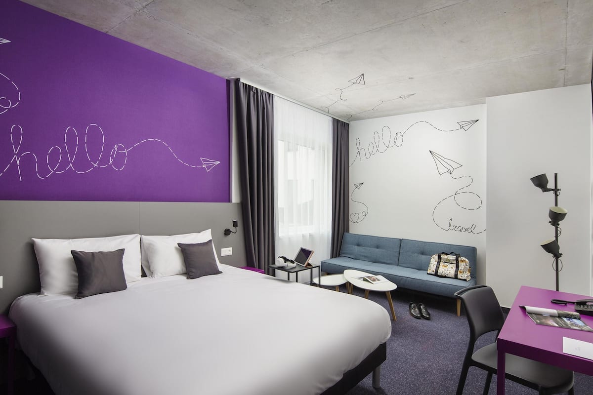 Suite Júnior, 1 cama de casal e sofá-cama | 1 quarto, cofre no quarto, secretária, quartos insonorizados