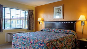 Quarto (1 King Bed) | Secretária, quartos insonorizados, Wi-fi grátis