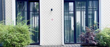 Design 1 Bedroom Apartment with terrace Subaciaus St.19 | Terraço/pátio interior