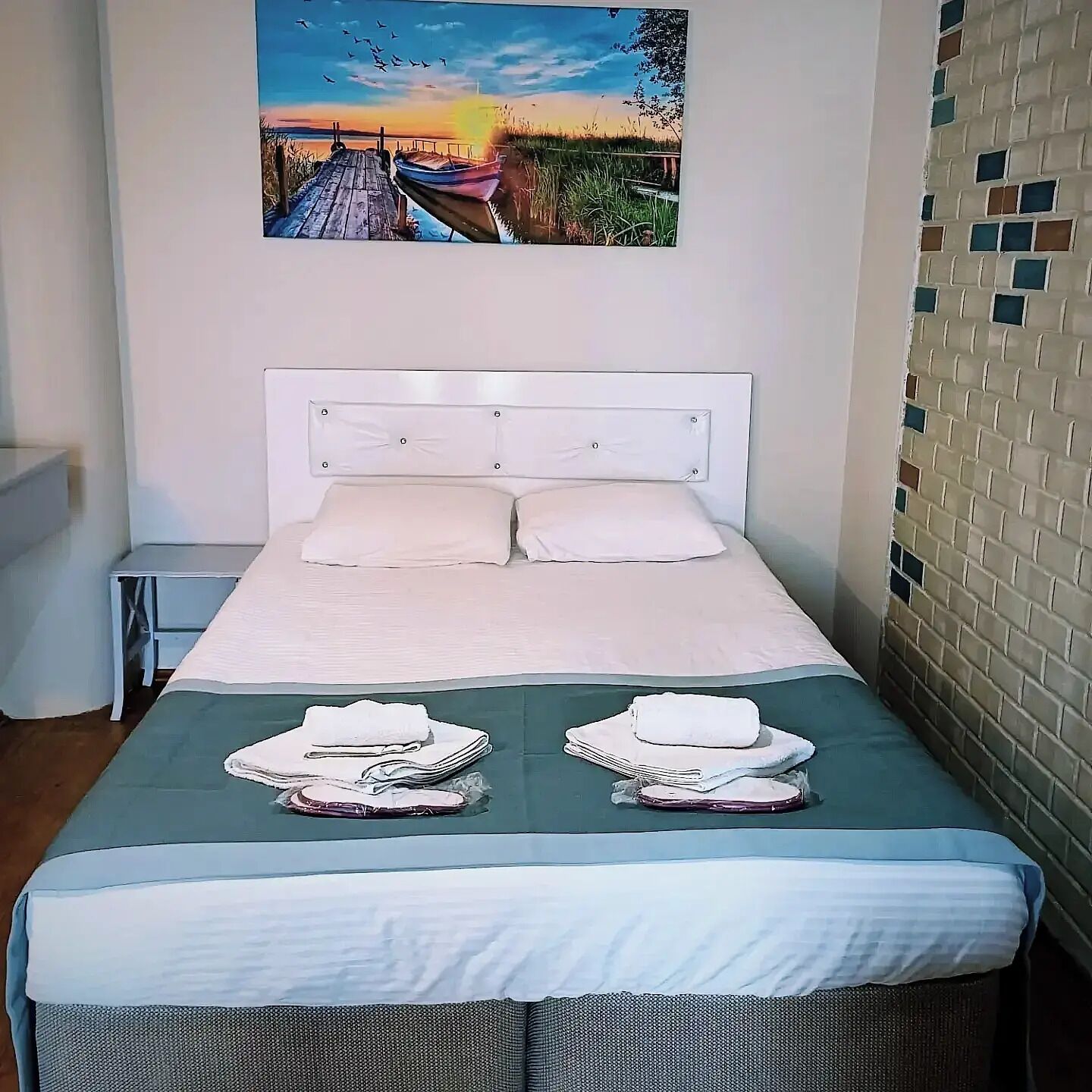 Quarto Quádruplo, 2 quartos | Ferro/tábua de engomar, Wi-fi grátis, roupa de cama fornecida 