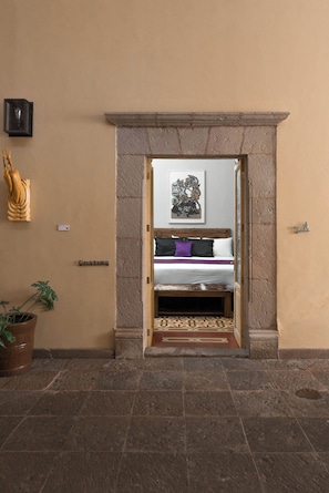 Suite Júnior | Minibar, cofre no quarto, cortinas/cortinados opacos, Wi-fi grátis 