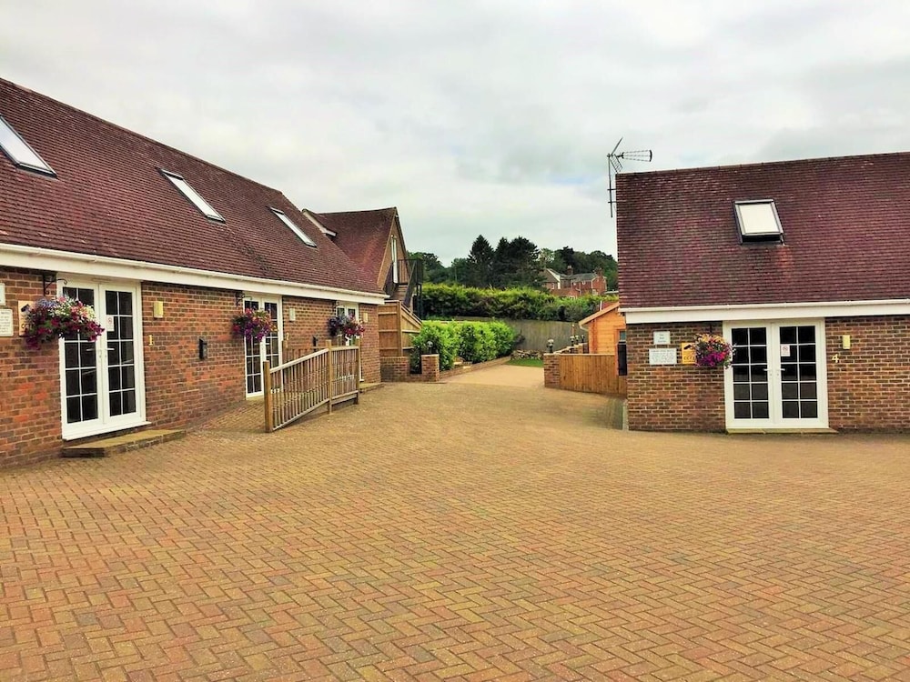 Forest Edge Motel - Kent