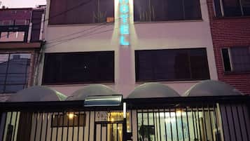 Fachada da propriedade