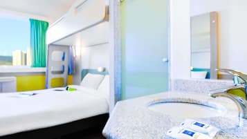 Quartos insonorizados, Wi-fi grátis, roupa de cama fornecida