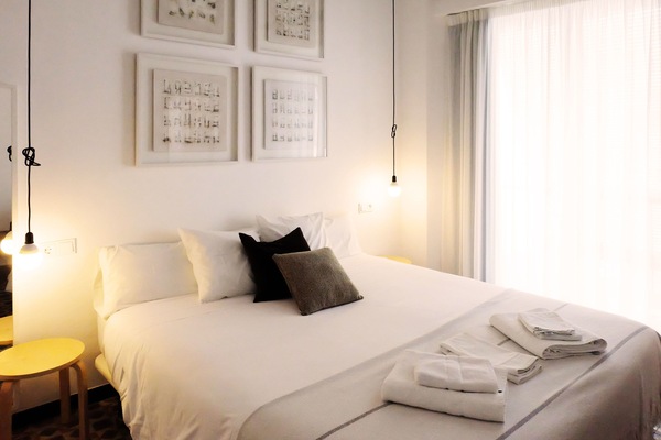 Quarto Duplo ou Twin, casa de banho privativa | Com decoração personalizada, com mobília individualizada