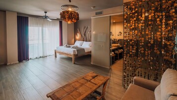 Suite Júnior, terraço, vista para o mar | Minibar, cofre no quarto, secretária 