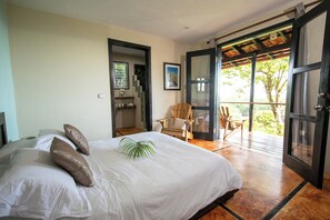 Suíte, 2 quartos, cozinha, vista para o oceano | Vista do quarto