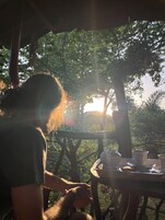 Casa na Árvore Tradicional, 1 cama queen-size, vista para a montanha | Roupa de alta qualidade, secretária, quartos insonorizados 