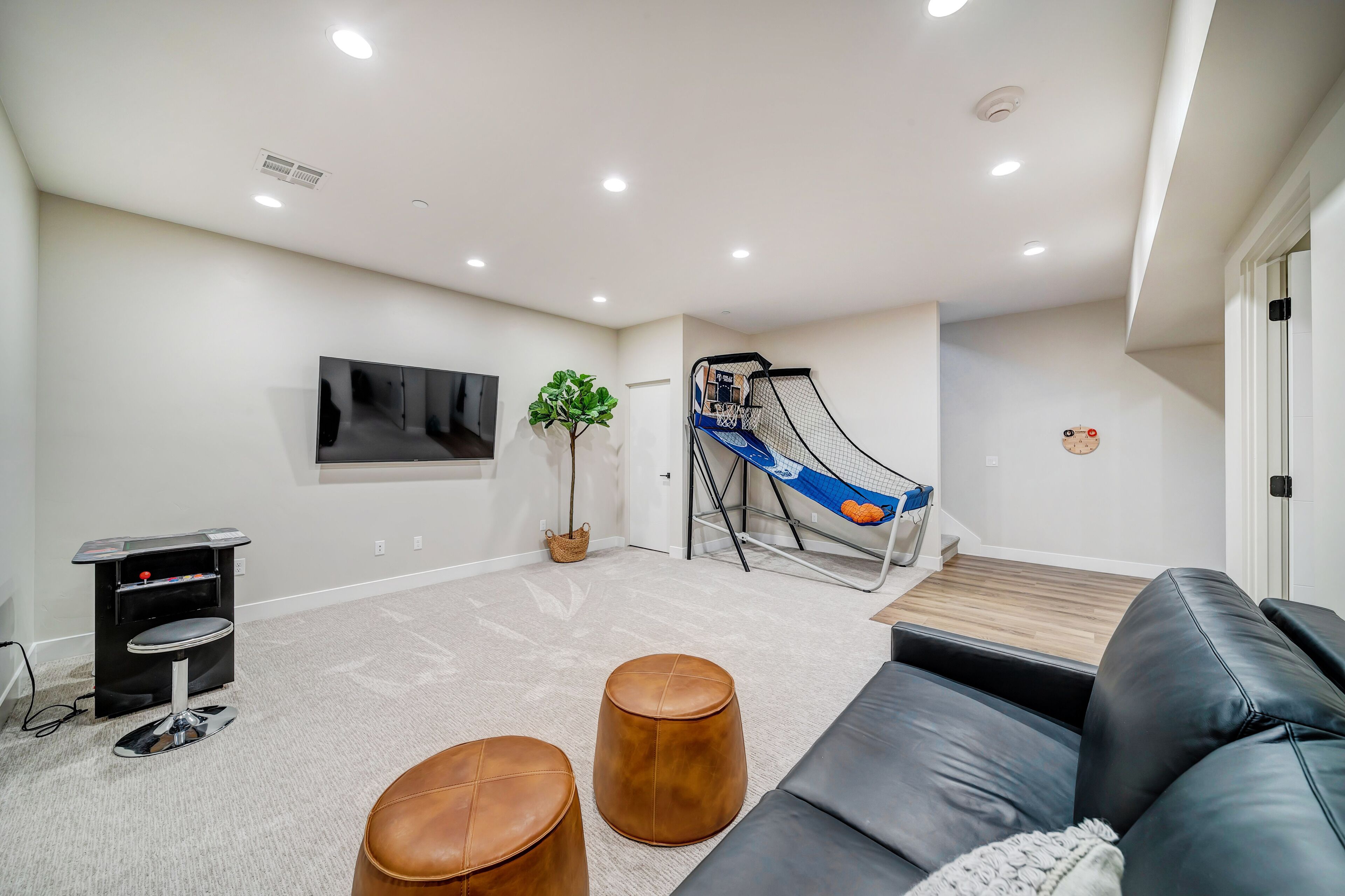 Villa de Luxo (at Zion: Angels Landing) | Sala de estar | Televisor de ecrã plano de 65 polegadas com canais digitais, televisor 