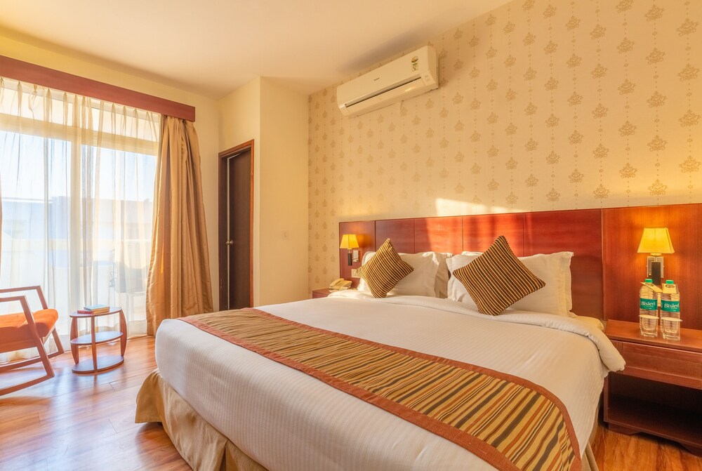 Rosewood Apartment Hotel - Haridwar